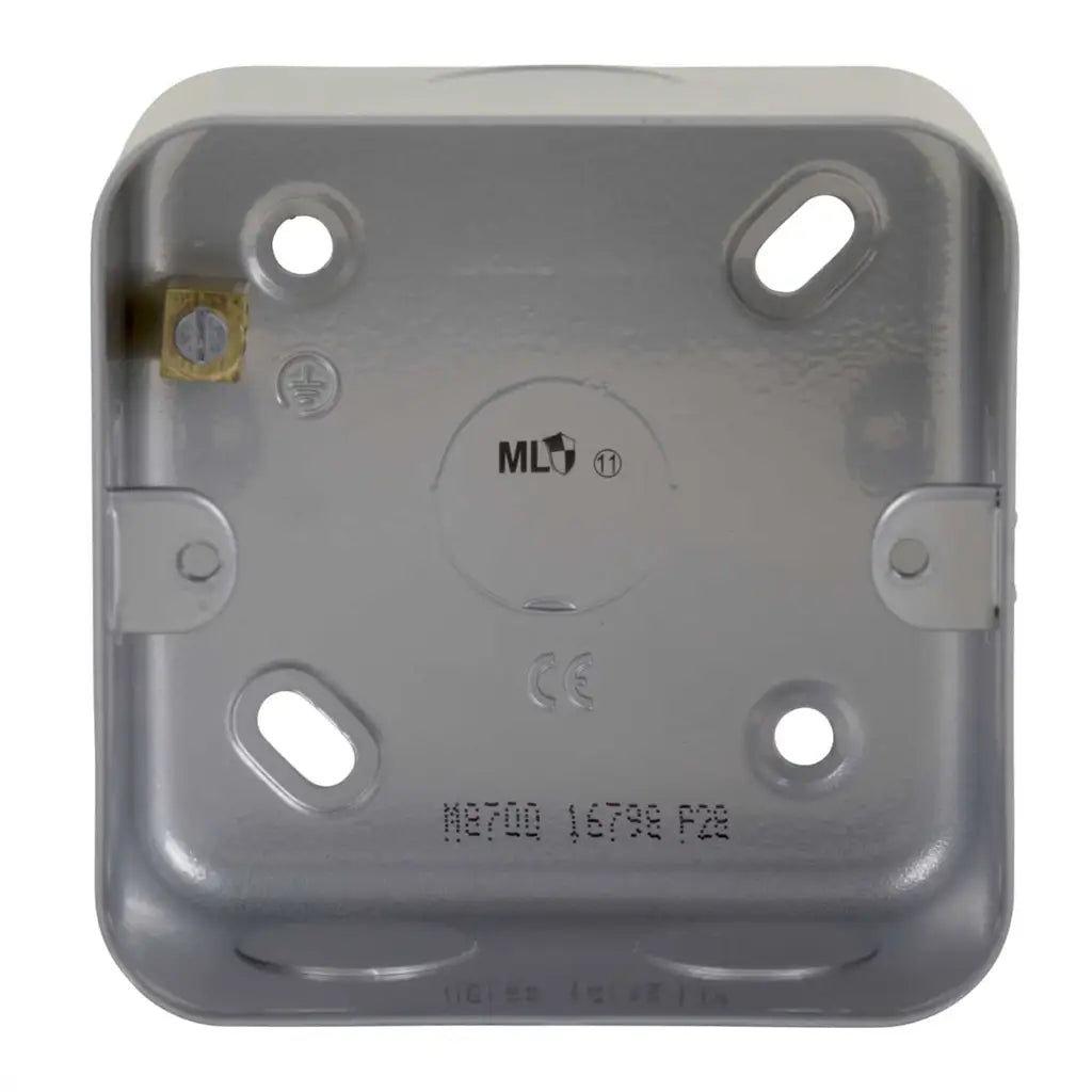 Knightsbridge Metal Clad 1G Back Box - M8700 – BigOnElectricals.co.uk